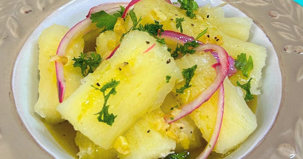 Yuca con mojo | Love Veg Latino
