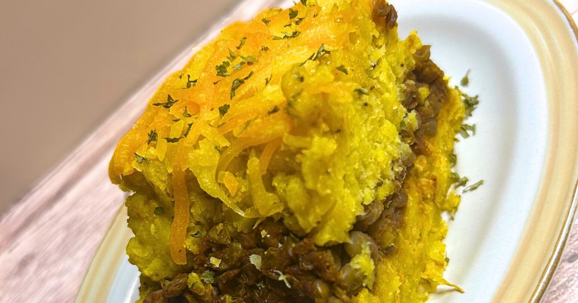 Pastelón de maduro estilo dominicano | Love Veg Latino